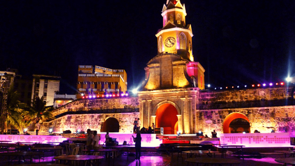 Where is The Best Nightlife in Colombia | Lets Find Out